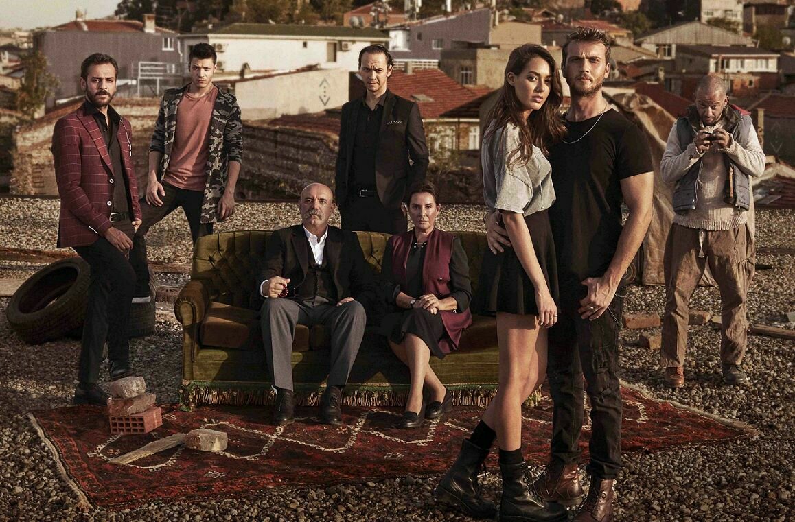 "Çukur" Dizisi Oyuncuları Hangi Okul Mezunu